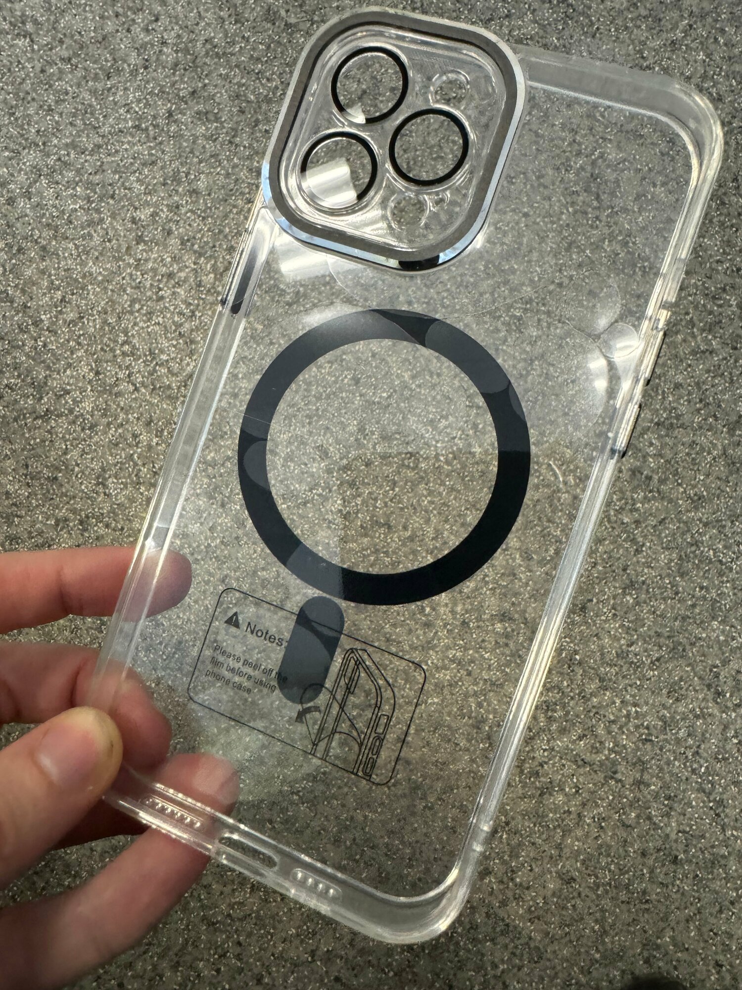 Чехол панель накладка бампер MyPads Brum для iPhone 14 Pro Max тонкая пластиковая крышка с защитой задней камеры и Macsafe прозрачная черная MyPads