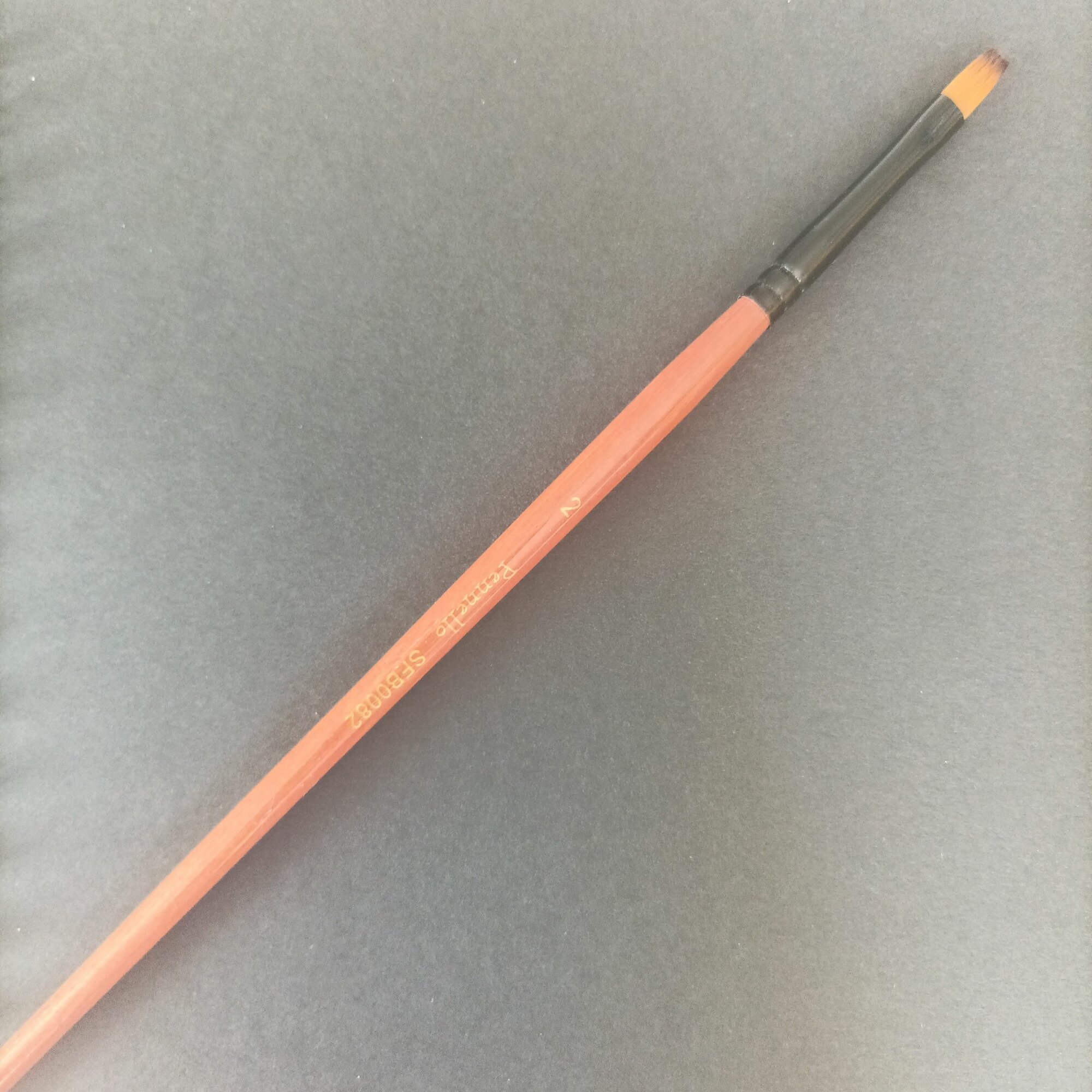 Кисть синтетика Pennelo плоская N 2 короткая ручка