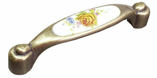 Мебельная ручка RS112AB.4/96/W02, старинная латунь, w - белый