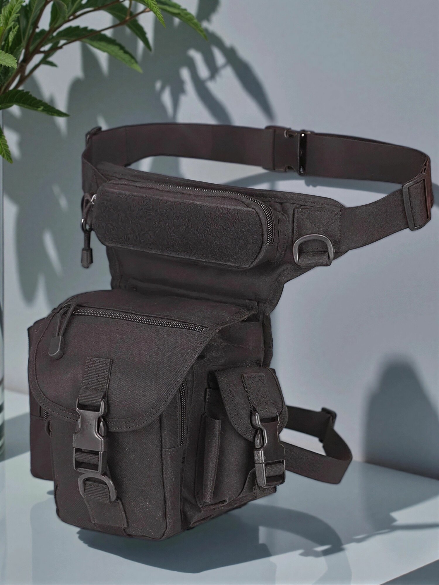 Тактическая сумка на пояс с фиксацией на ногу, на бедро черная