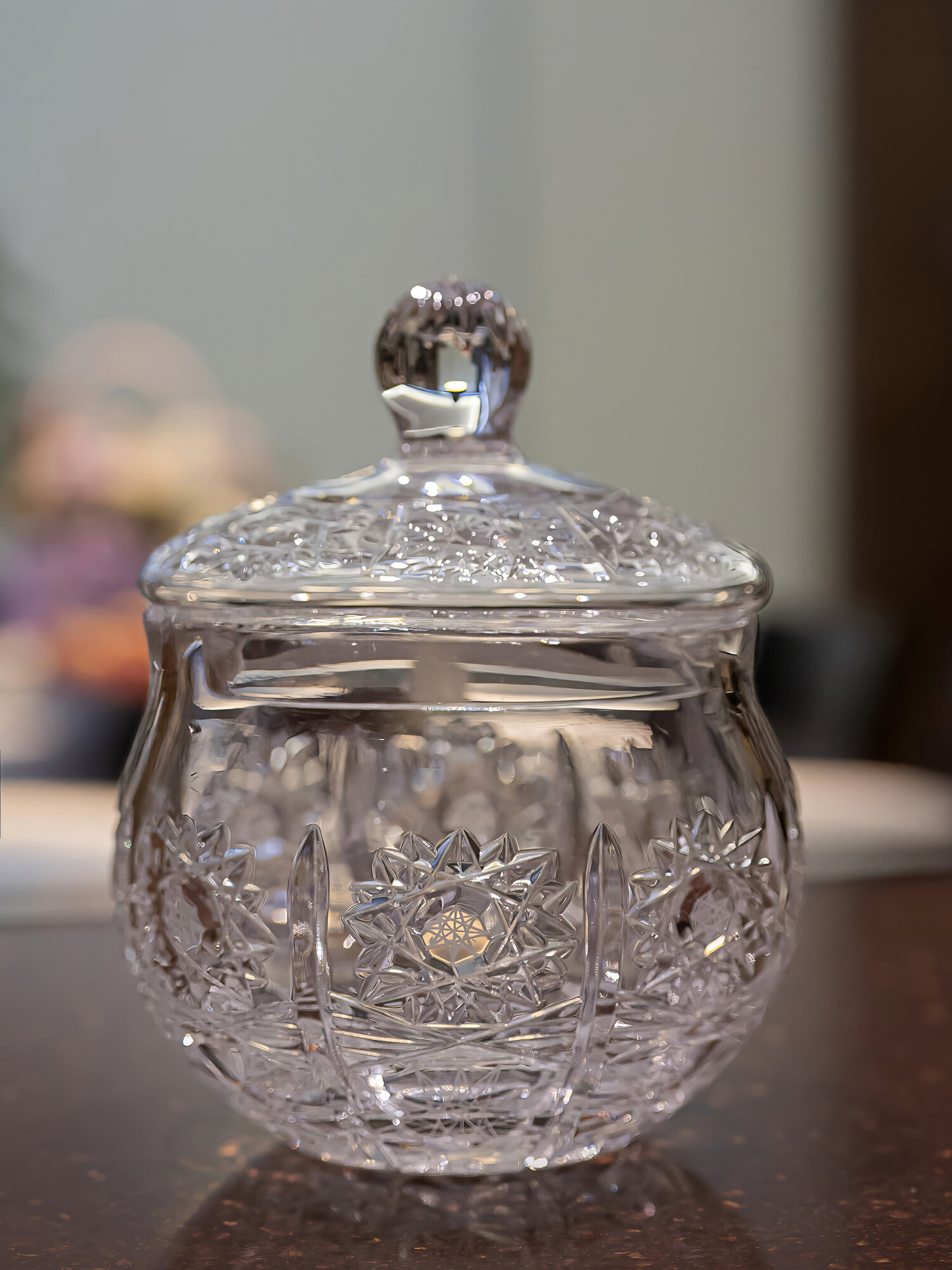Хрустальная ваза с крышкой для сервировки стола, высота 9.5 см, Неман 1100/18, 6028/2