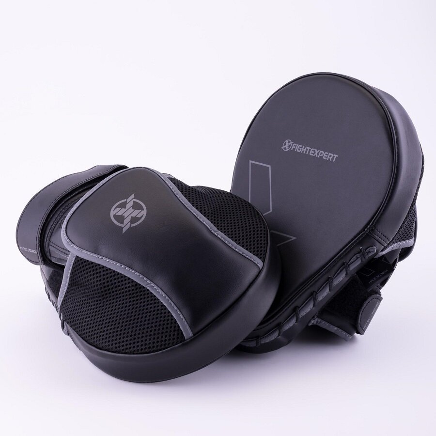 Боксерские лапы Fight Expert черные