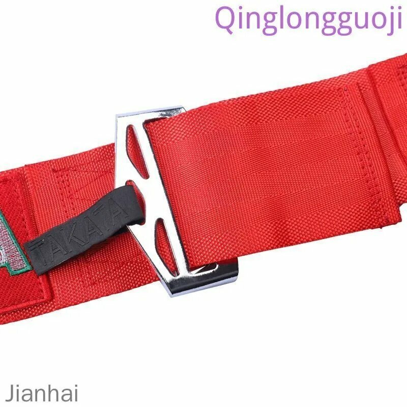 Четырехточечные ремни безопасности