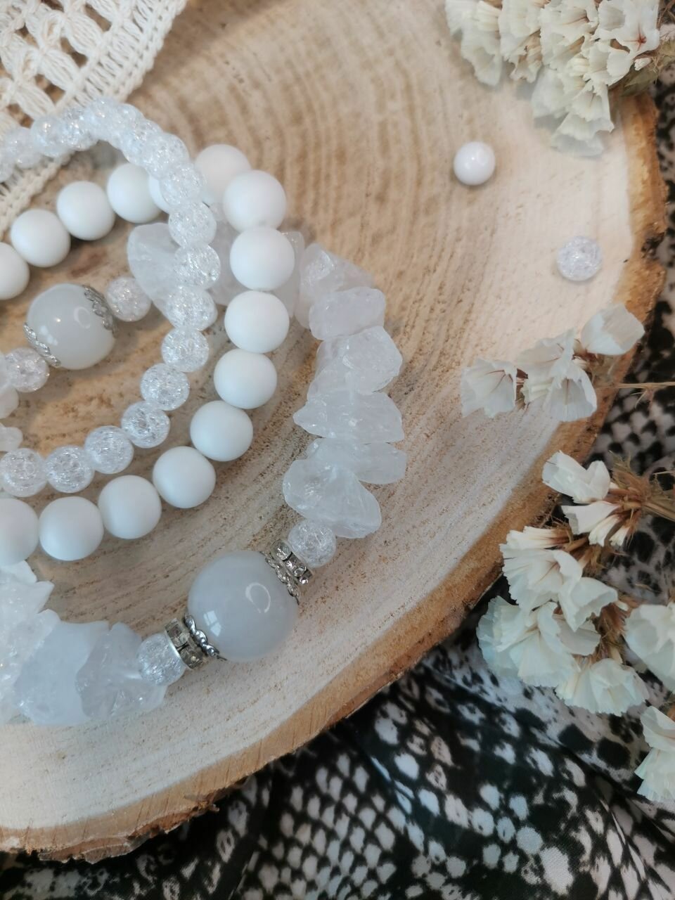 Набор браслетов, кварц льдистый, кварц сахарный, кварц розовый