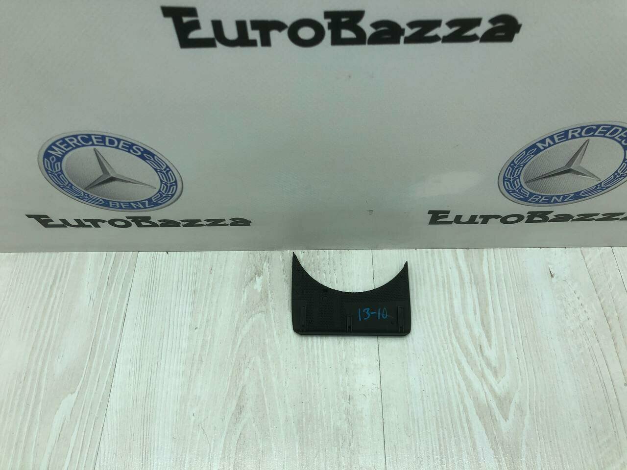 Левая крышка дефлектора торпеды Mercedes R172 A1728200112