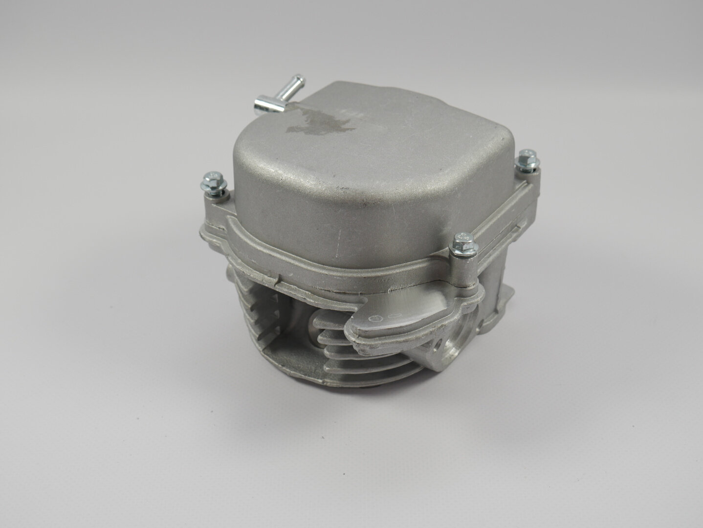 Головка цилиндра 4Т 139QMB (GY6) D50 (d=16/18,5) в сборе (к-т с распередвалом + крышка головки) тюнинг