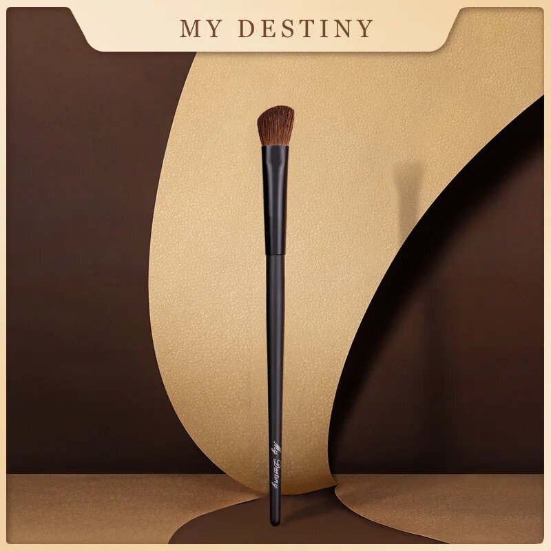 Профессиональная кисть для теней My Destiny из конского волоса
