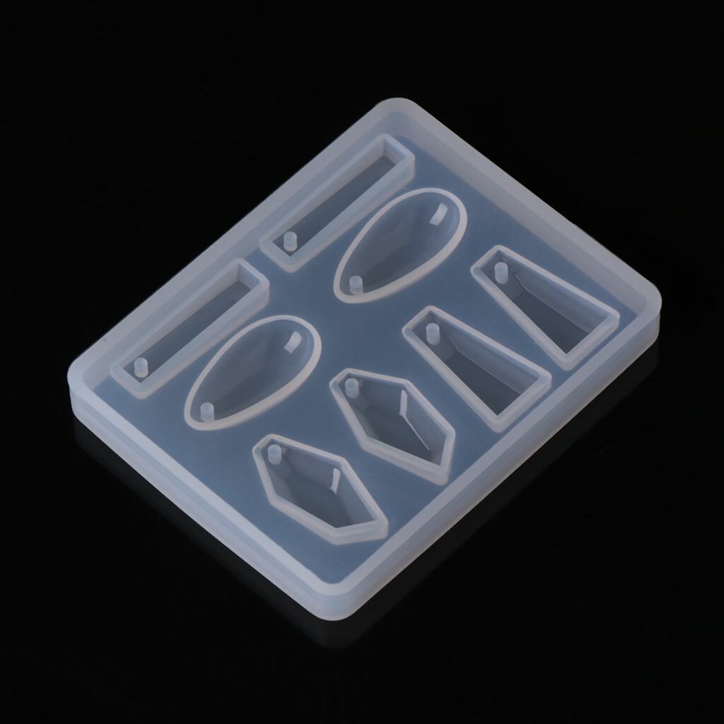 Ультрафиолетовые ремесла, создающие эпоксидную смолу с кристаллом плесени для ручной работы.