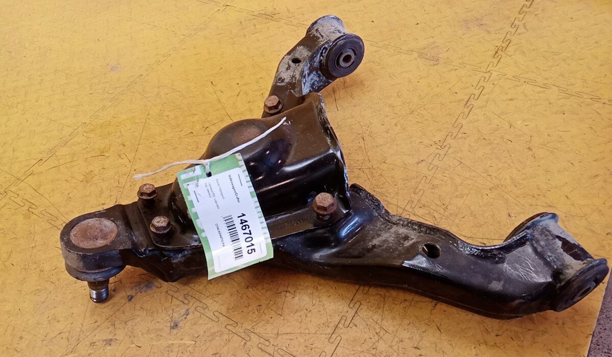 Рычаг передний Crafter Volkswagen 2E0407152M