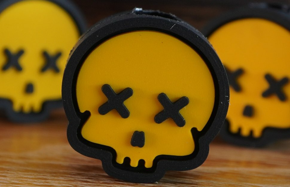 Бусина для темляка MonkeyCREW Skull желтый