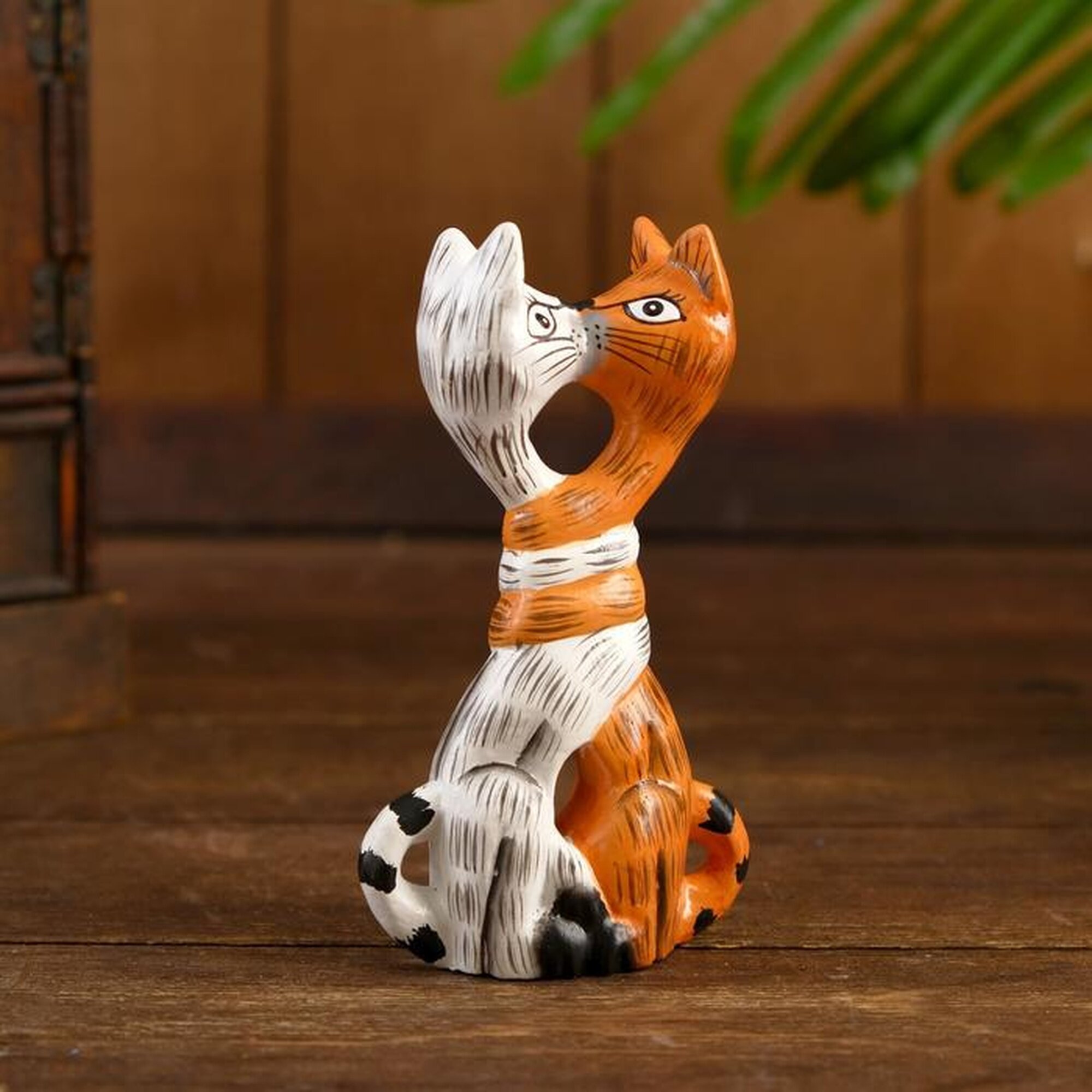 Фигура интерьерная Сима-ленд «Целующиеся коты», дерево, ручная работа, 13 см