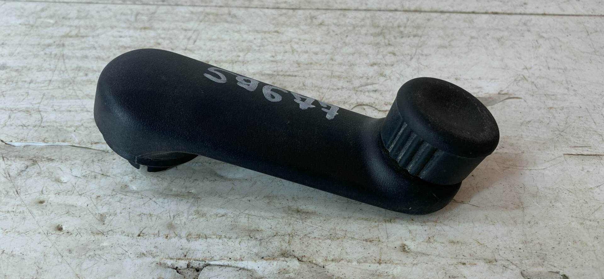 Ручка стеклоподъемника задней Dacia Logan 2008 7700811387