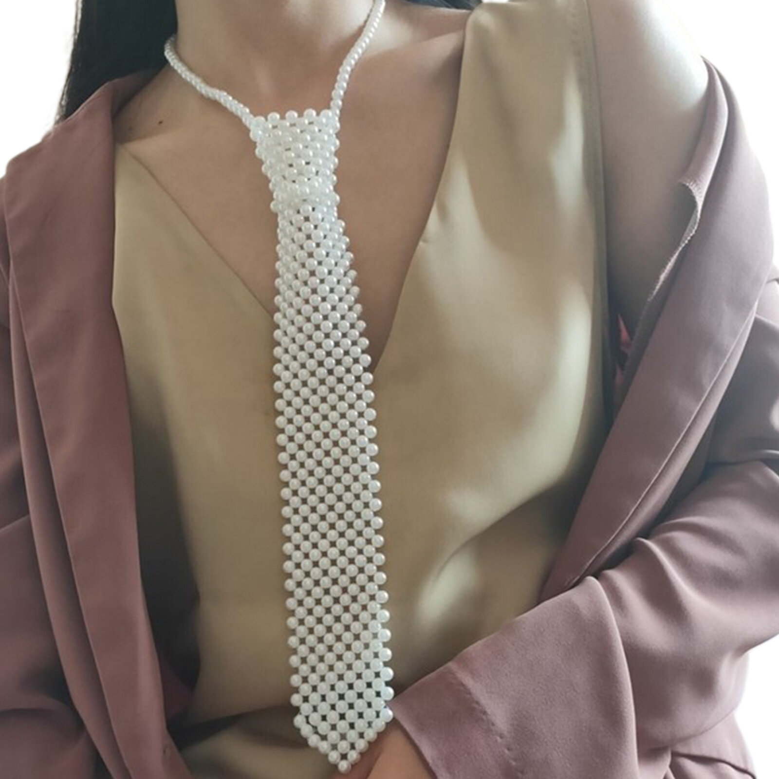 Жемчужный галстук с полым поддельным воротником