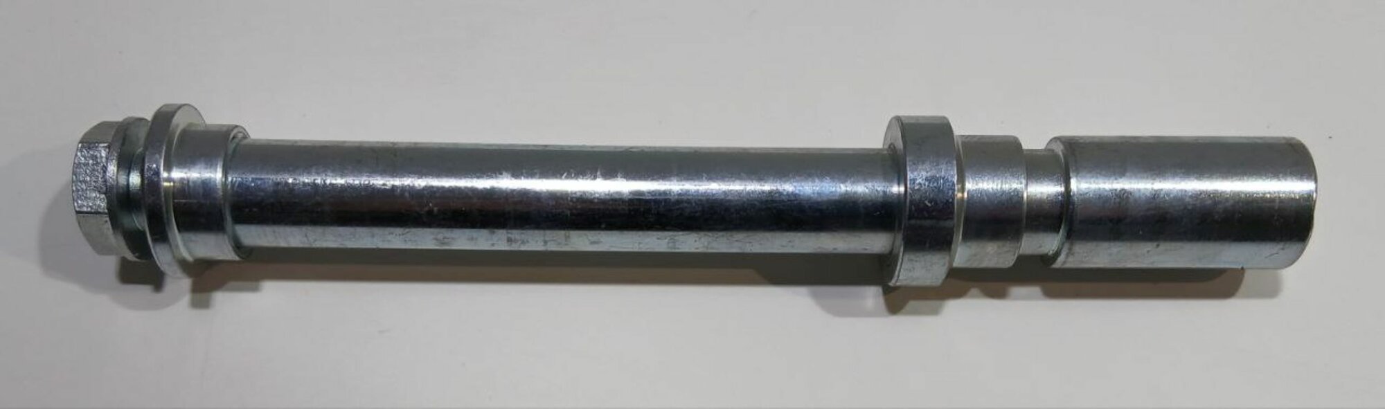 Ось переднего колеса Мотоцикл Apollo M3 300