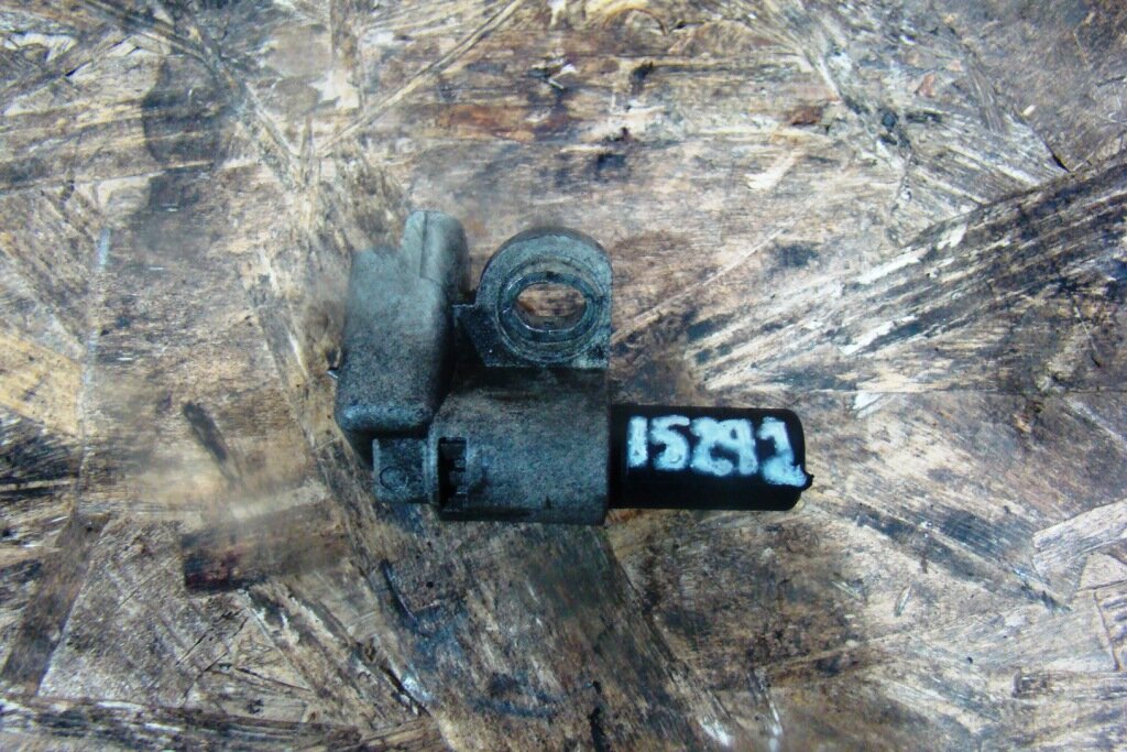 Peugeot 307 Датчик положения распредвала 19207V