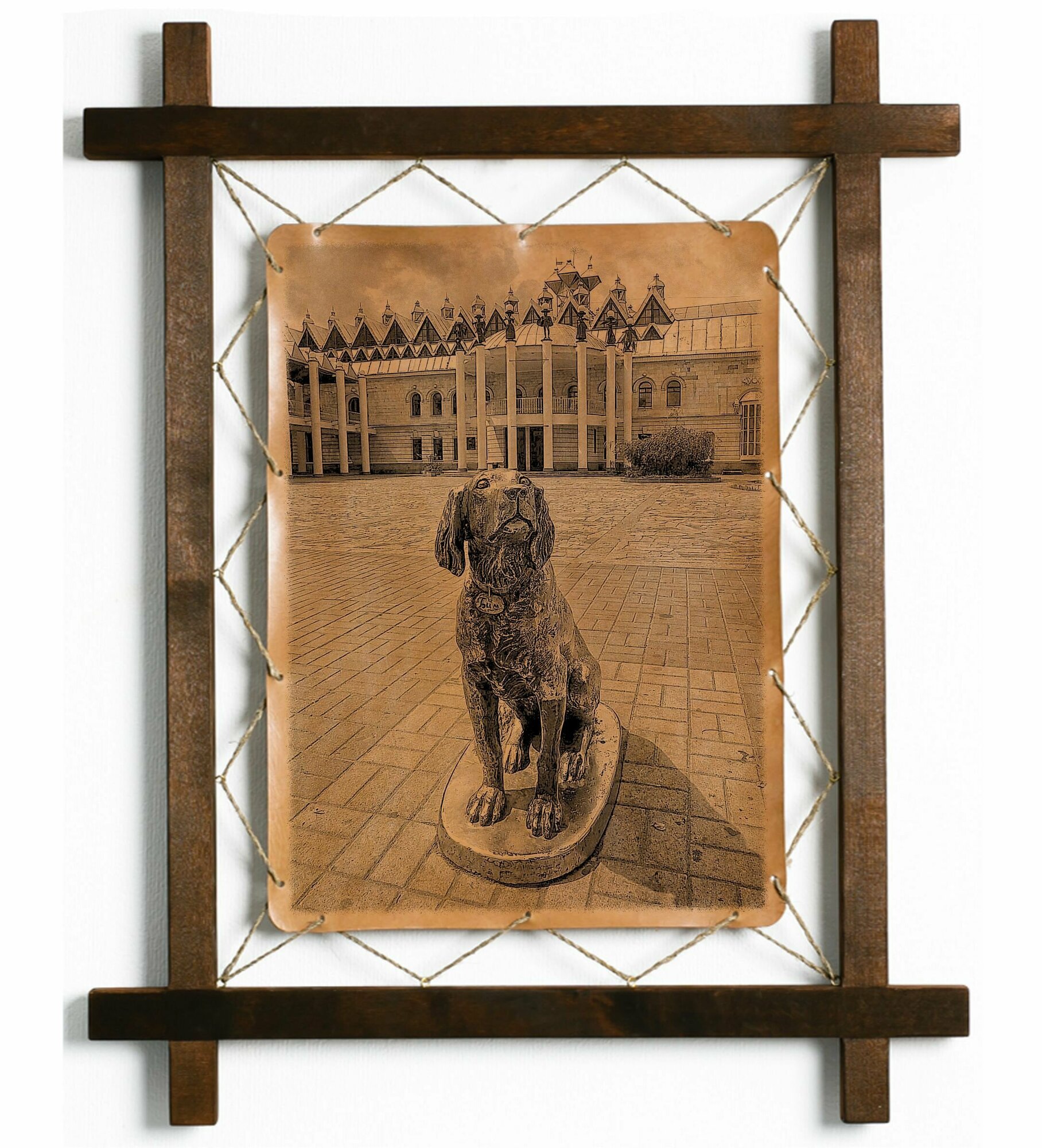 Картина интерьерная, натуральная кожа, "Памятник Белому Биму" (Воронеж), в деревянной раме, BoomGift