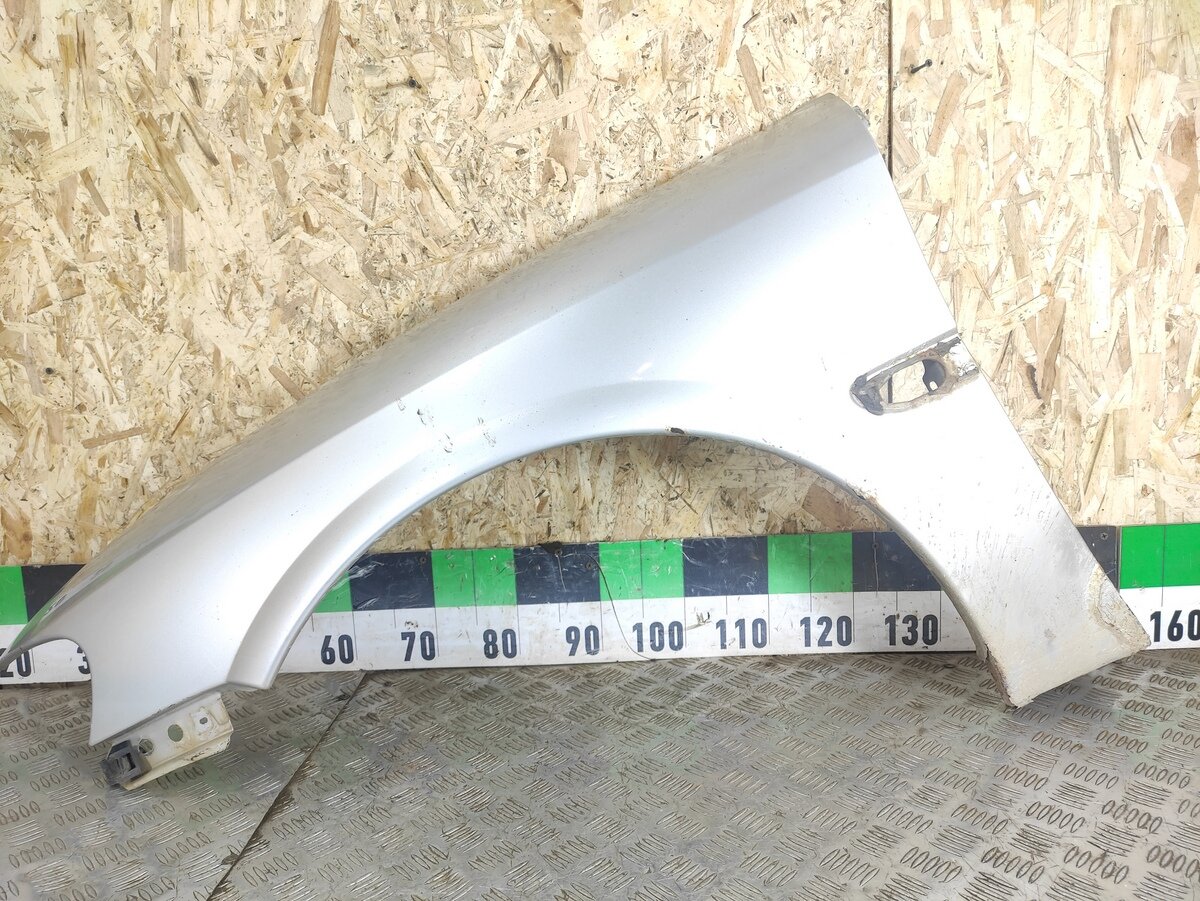 Крыло переднее левое OPEL Vectra B 90503000