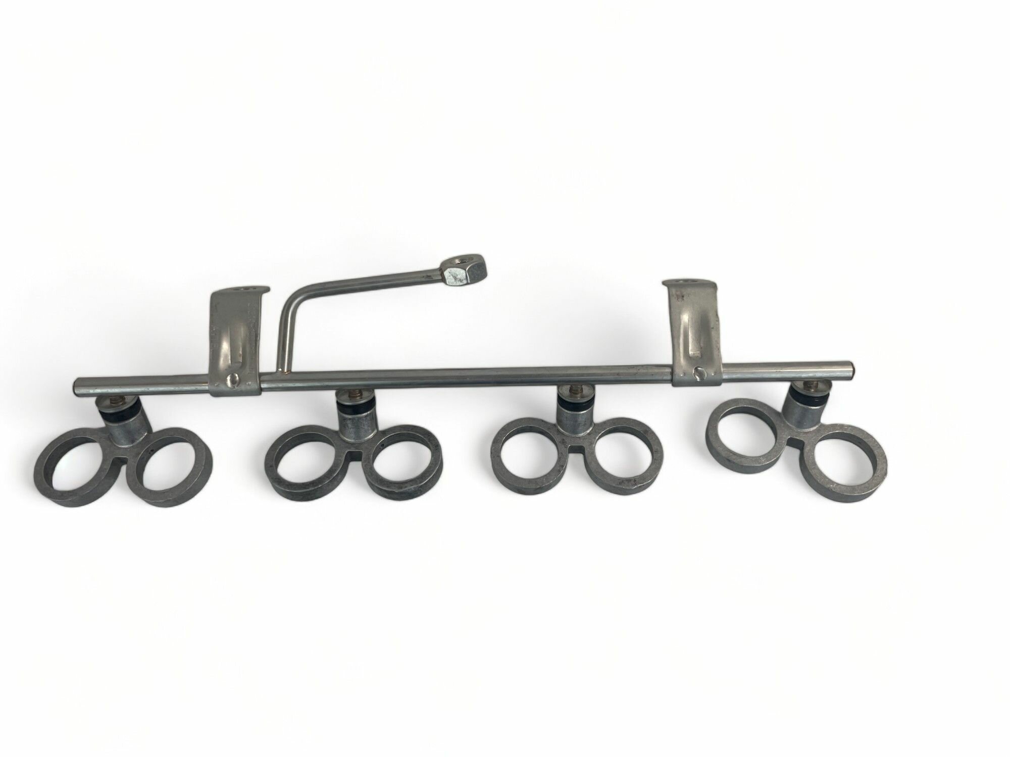 Рампа маслоподающая ВАЗ Нива 21214, 2123 нового образца арт. 21214100718030 бмк-авто