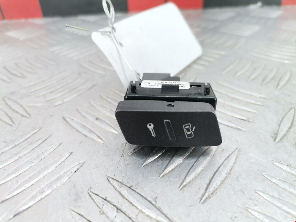 Кнопка центрального замка Volkswagen Phaeton 3D0962125B арт. 1870259