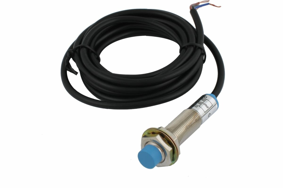 INNOCONT Индуктивный неэкранированный датчик M12x1 L=61мм зона 4мм IP65 PNP NO 12–24VDC