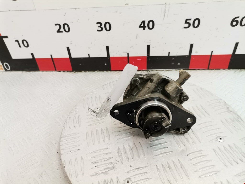 Насос вакуумный Suzuki Swift 3 18130N86J01 арт. 1418783