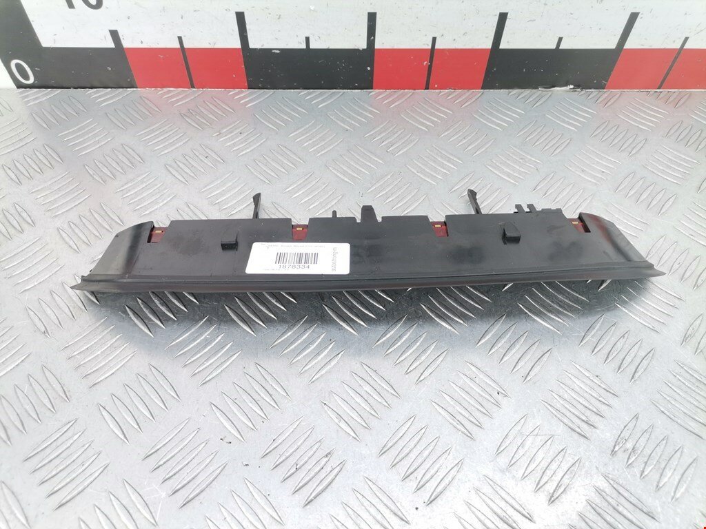 Фонарь дополнительный тормозной (стоп-сигнал) Opel Vectra C 93178144 арт. 1878334