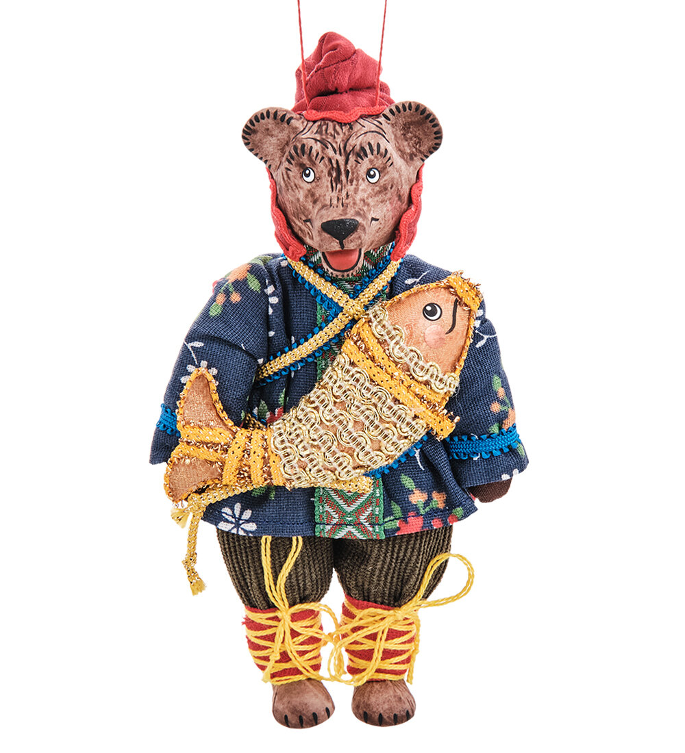 Кукла подвесная Медведь в колпаке с рыбой RK-876/1 113-7013527