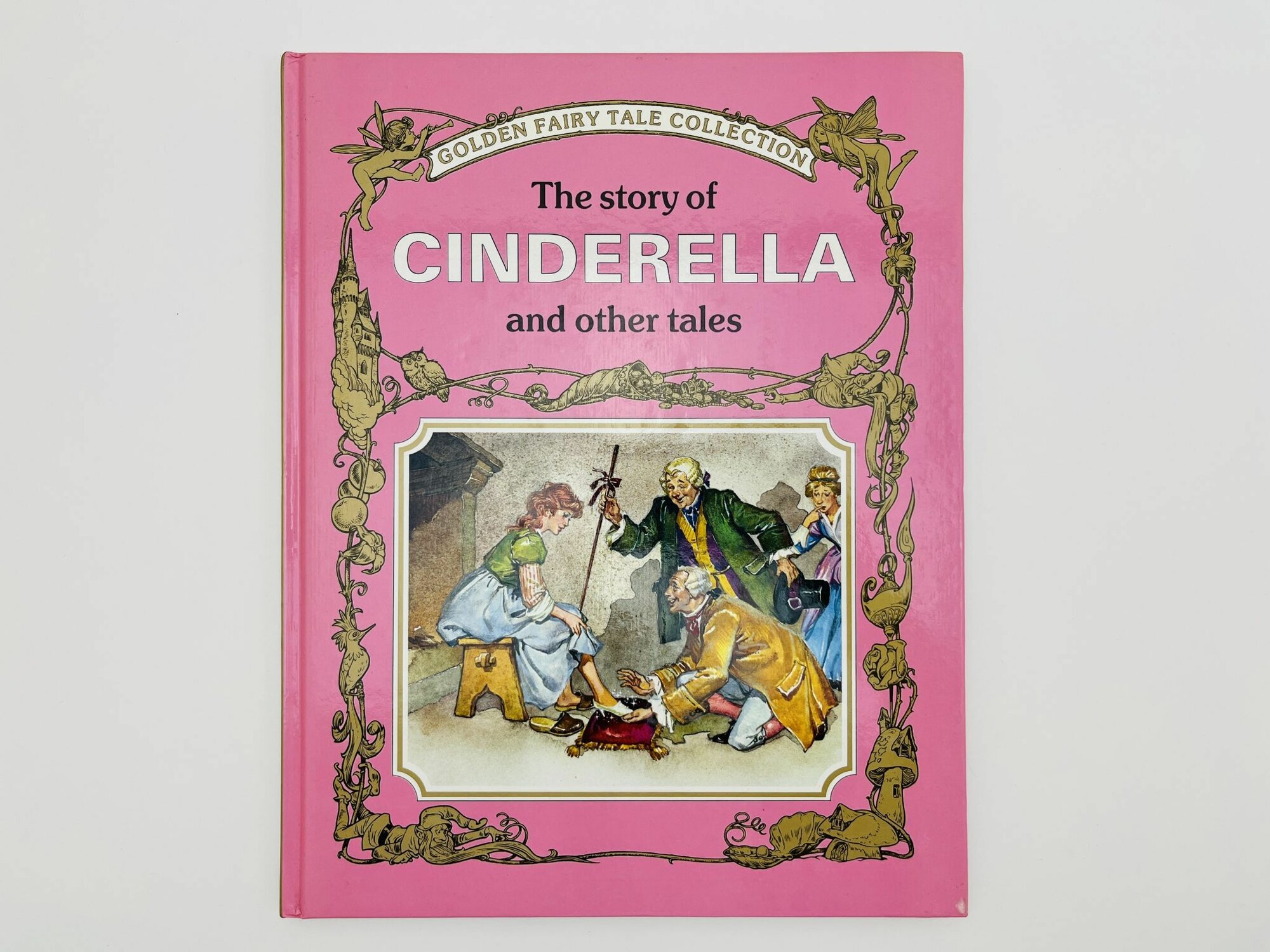 The Story of Cinderella and Other Tales (История Золушки и другие сказки: Снегурочка. Приключения Саида. Императрица Джовка. Книга заклинаний. Игра в шахматы. Синяя Борода)