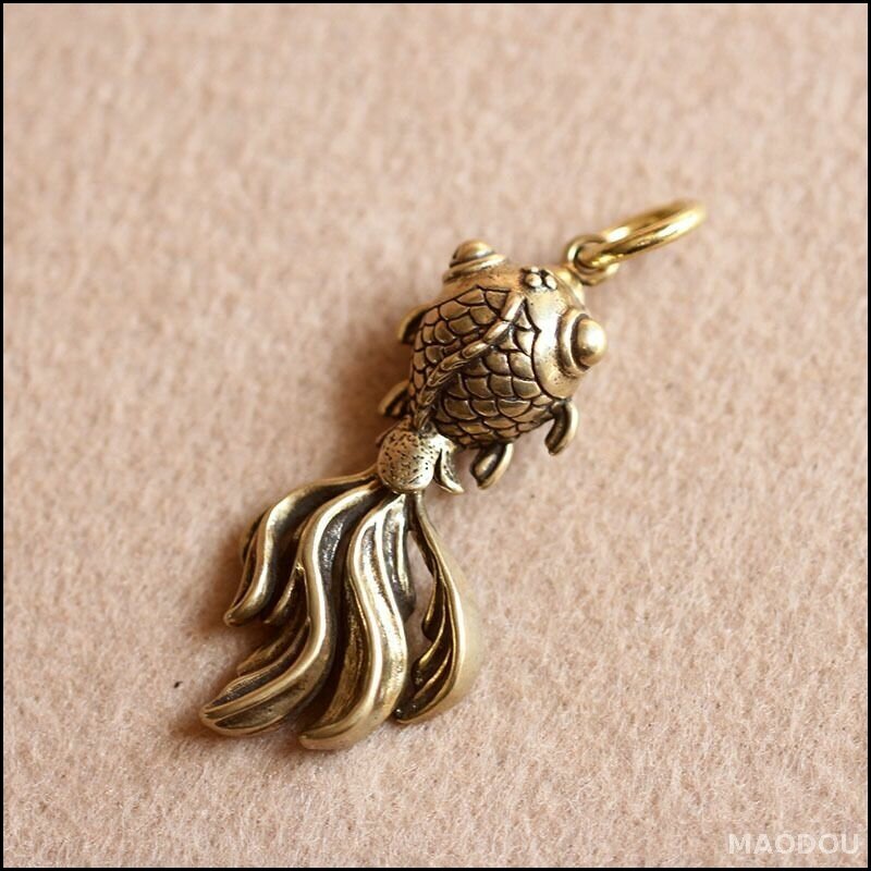 Бронзовая скульптура золотой рыбки