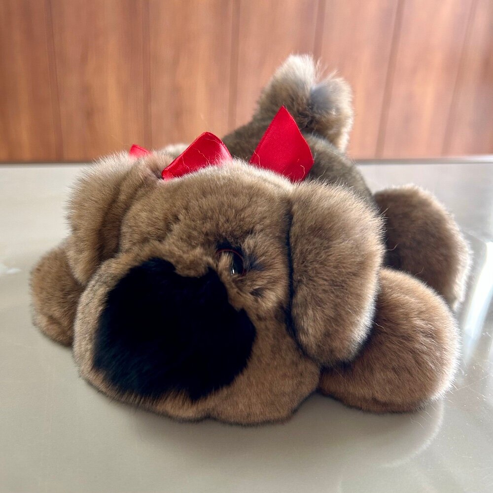 Игрушка из натурального меха OnlyFur "Собака "Шанель" маленькая коричневая, ручная работа