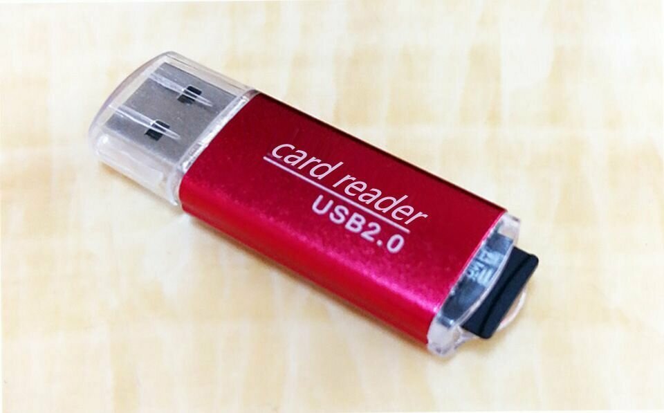 Картридер usb для microSD карт памяти красный
