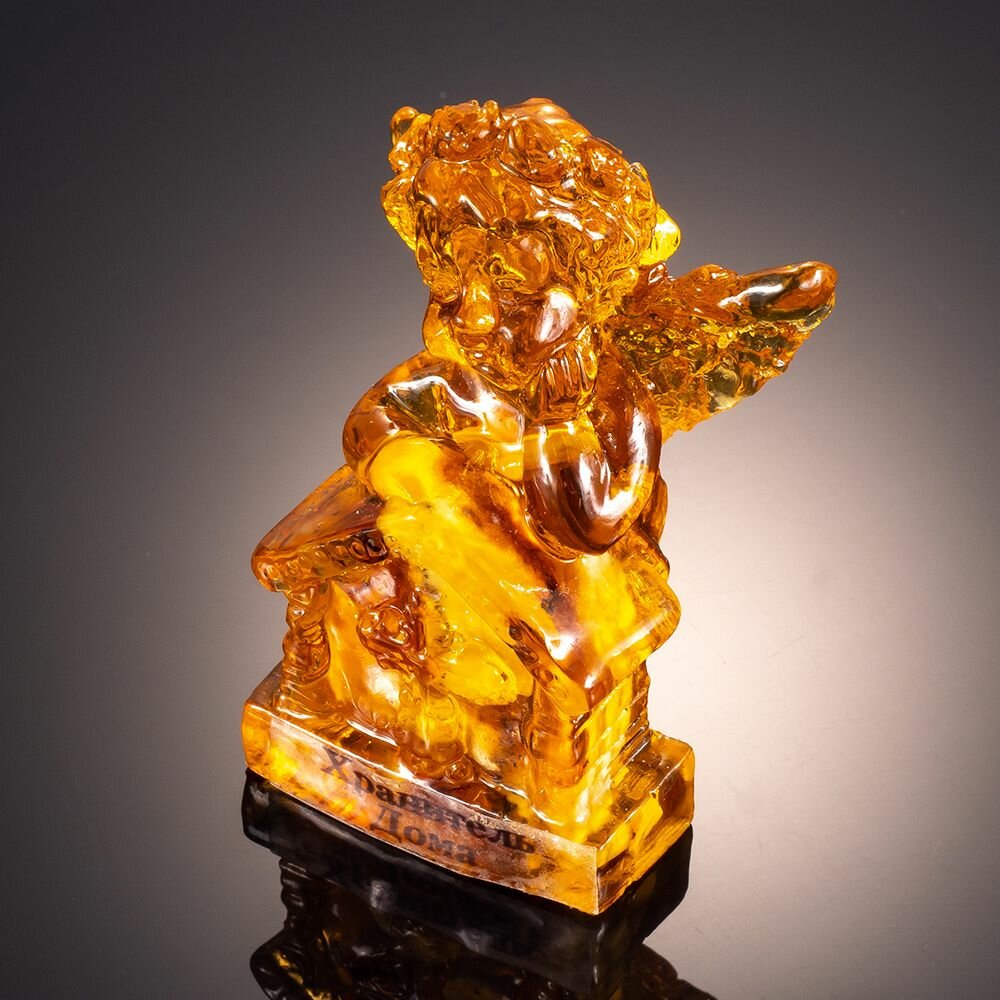 Янтарная фигурка ангела - оберег и хранитель дома