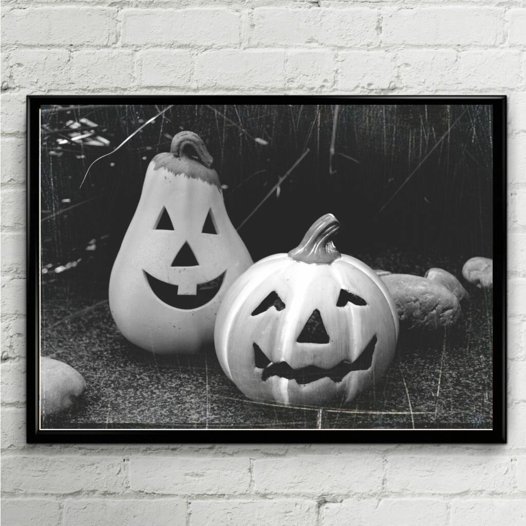 Плакат "Тыквы в черно-белом стиле" на Хэллоуин (Halloween) от Cool Eshe А3
