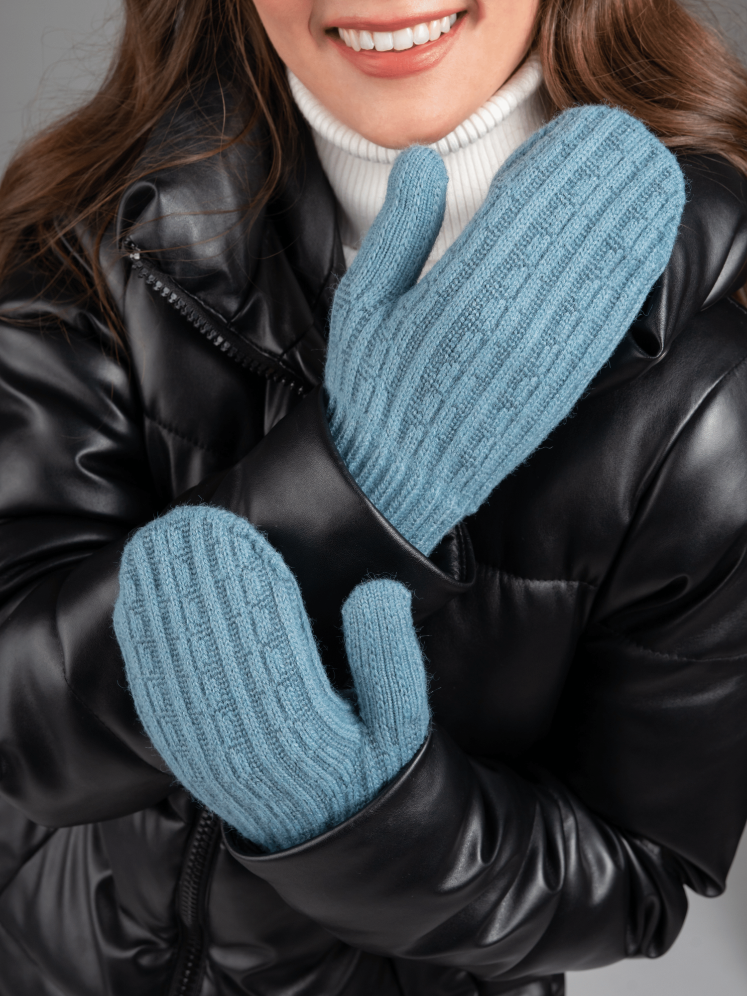 Варежки для женщин