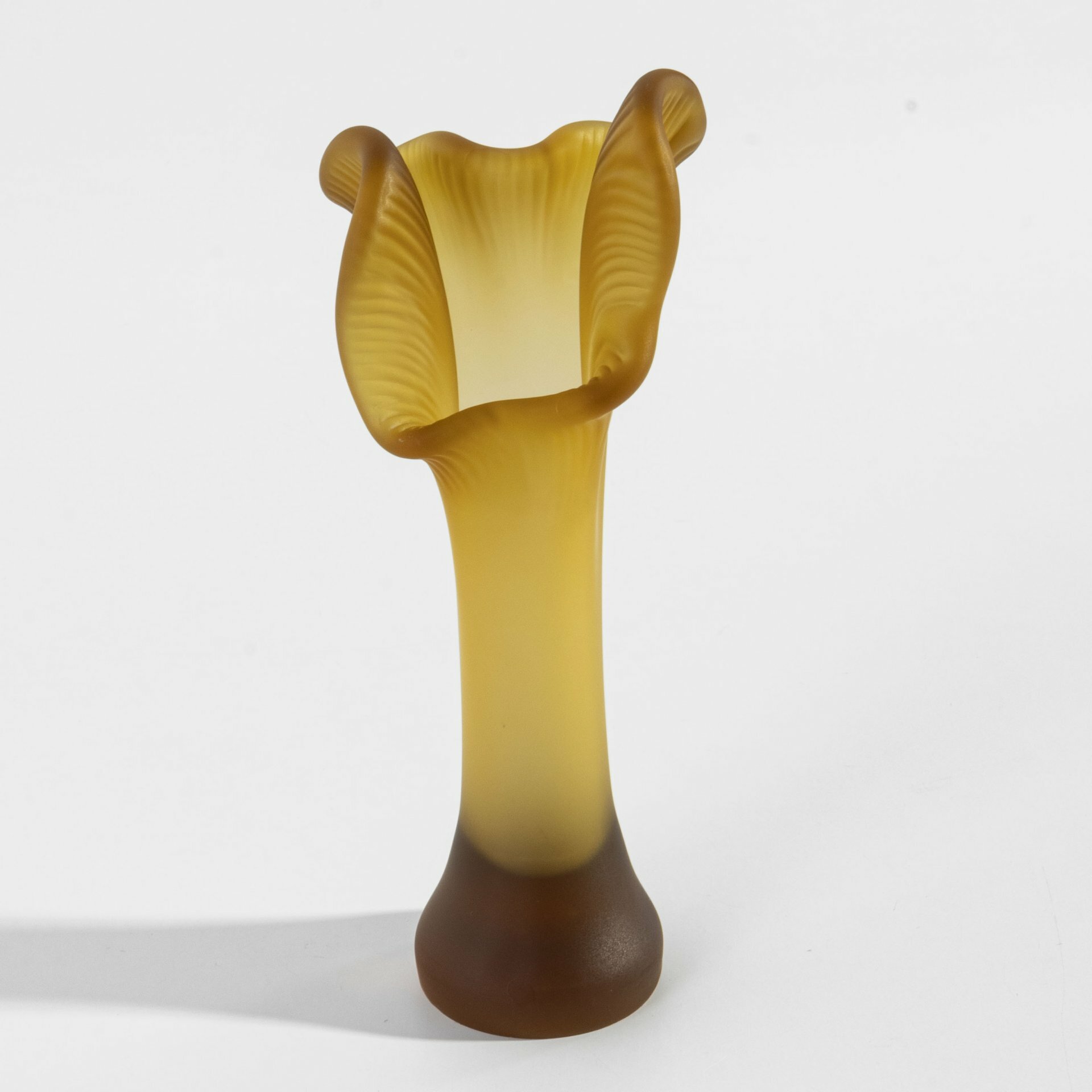 Миниатюрная ваза в стиле модерн, матовое стекло, Франция, 1910-1930 гг.