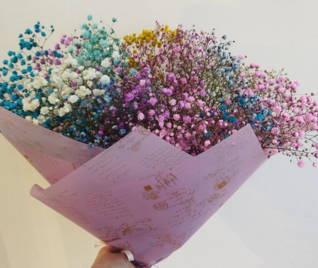 Букет радужной гипсофилы