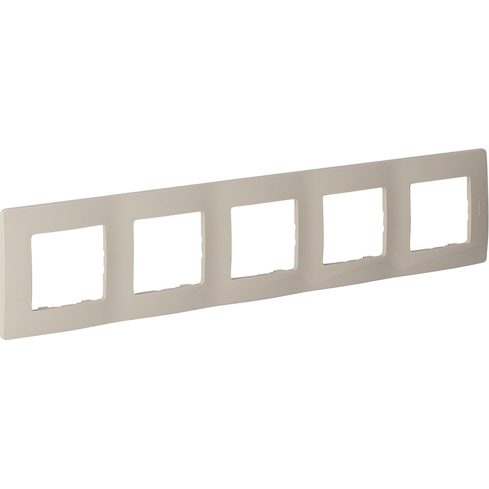 Рамка Legrand Etika 5 постов, слоновая кость (бежевый) 672515