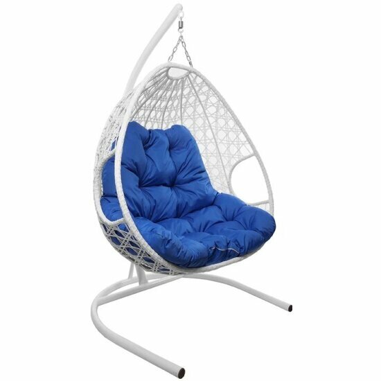 Подвесное кресло M-group для двоих люкс с ротангом белое, синяя подушка