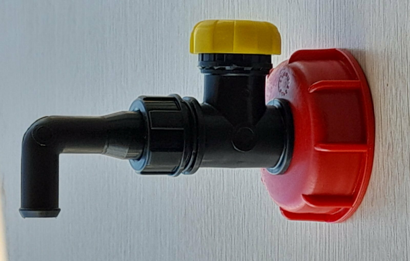 Переходник на еврокуб с краном