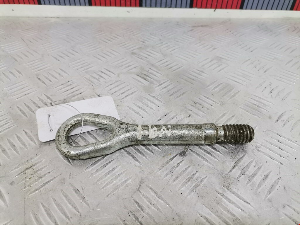 Крюк буксировочный Volkswagen Passat 5 1T0805615A арт. 1687656