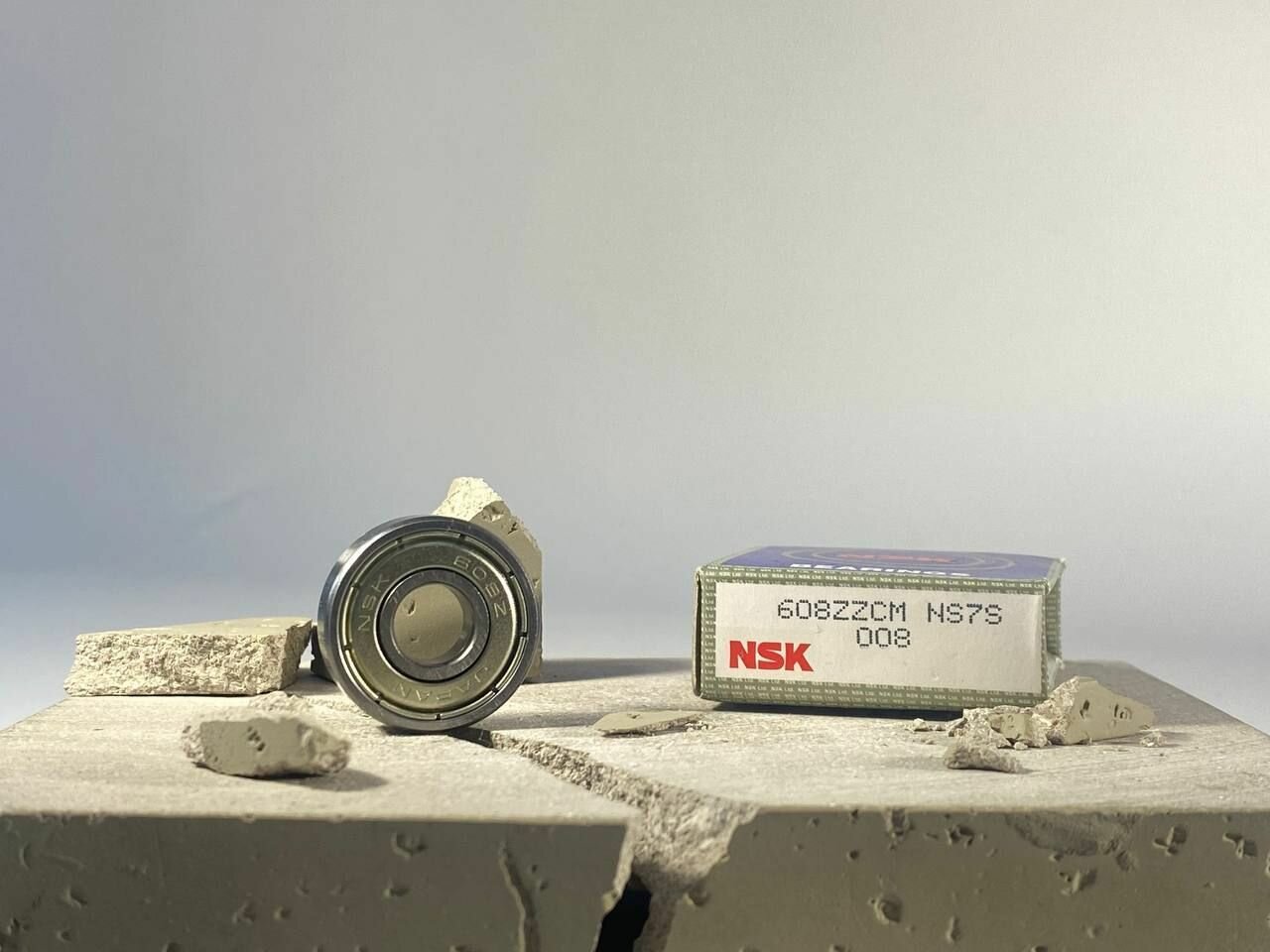 Подшипник NSK 608 ZZCM размер 8x22x7