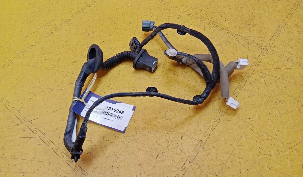 Проводка (коса) Juke (F15) Nissan 241271KA0A