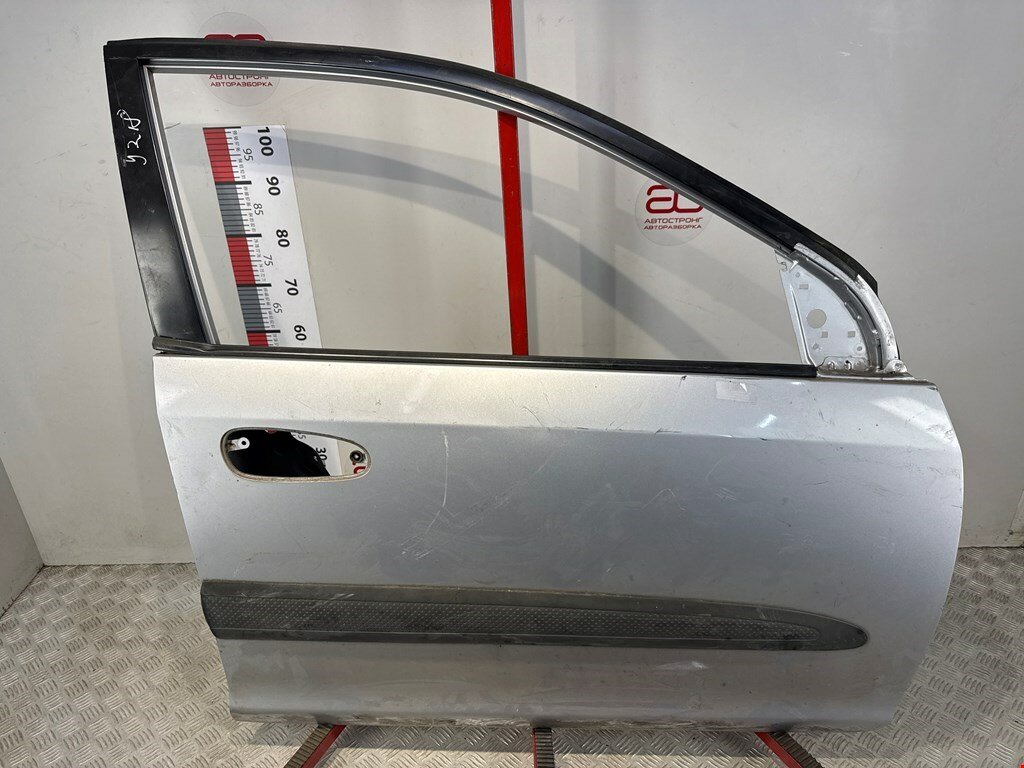 Дверь передняя правая Honda Civic 7 67010S6DE02 арт. 2210599