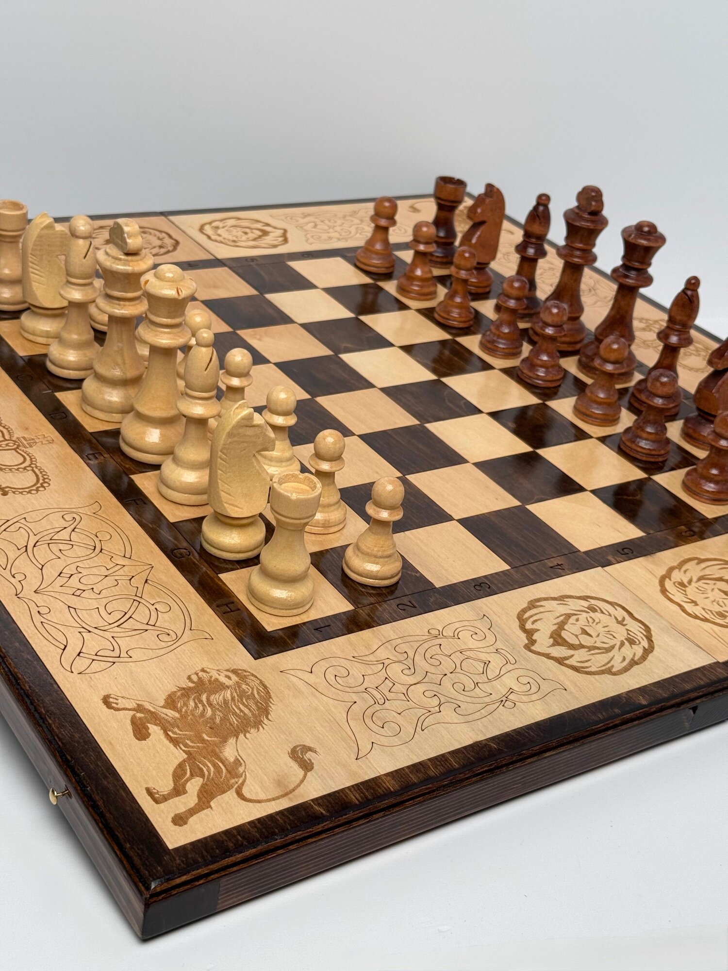 Шахматы Нарды Резные Деревянные "Битва Царей" большие 60см