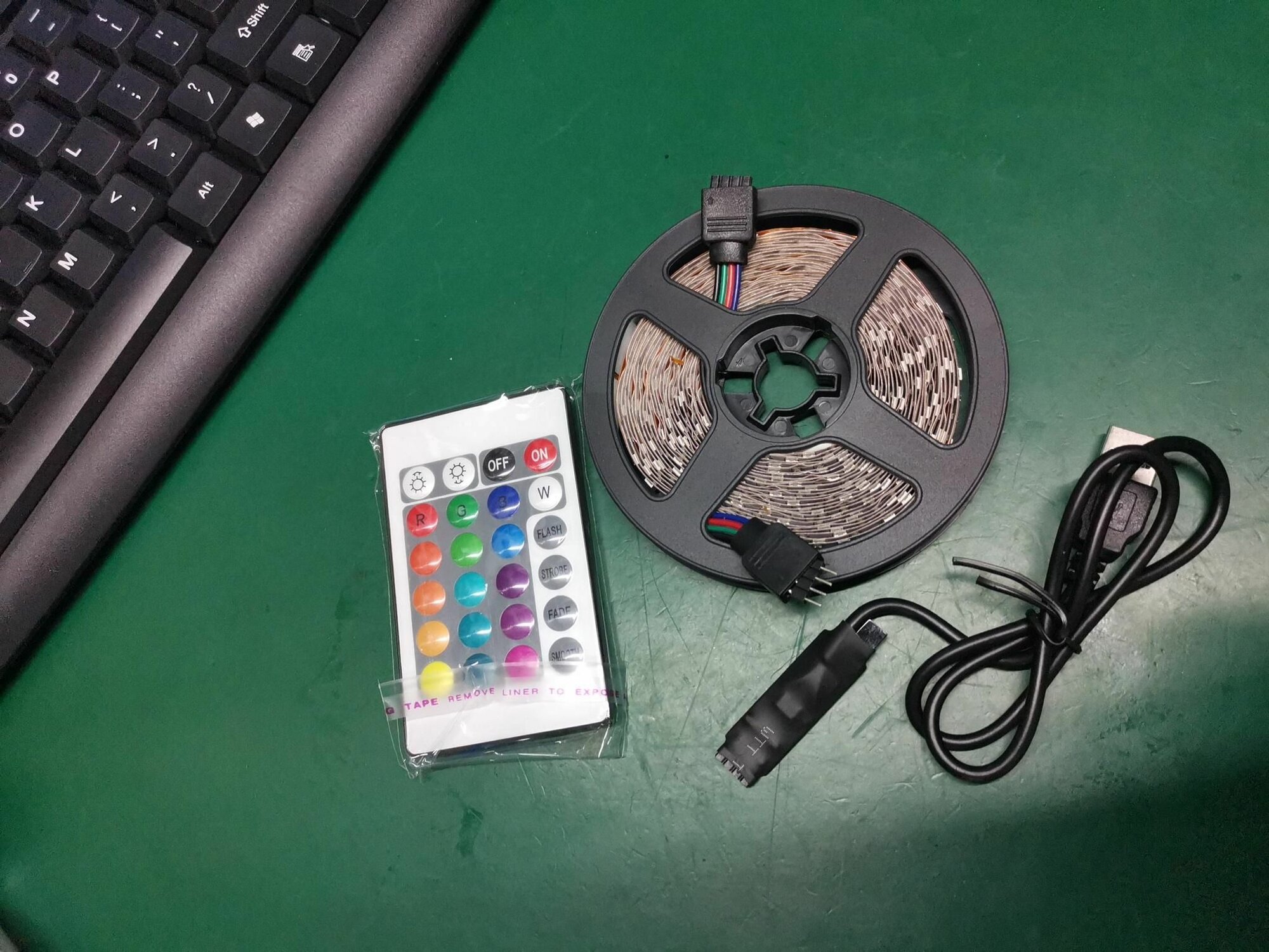 Светодиодная лента RGB длиной 2 метра с питанием от USB, 16 цветов, пульт дистанционного управления, гибкая неоновая декоративная подсветка для спальни, телевизора, компьютерного стола