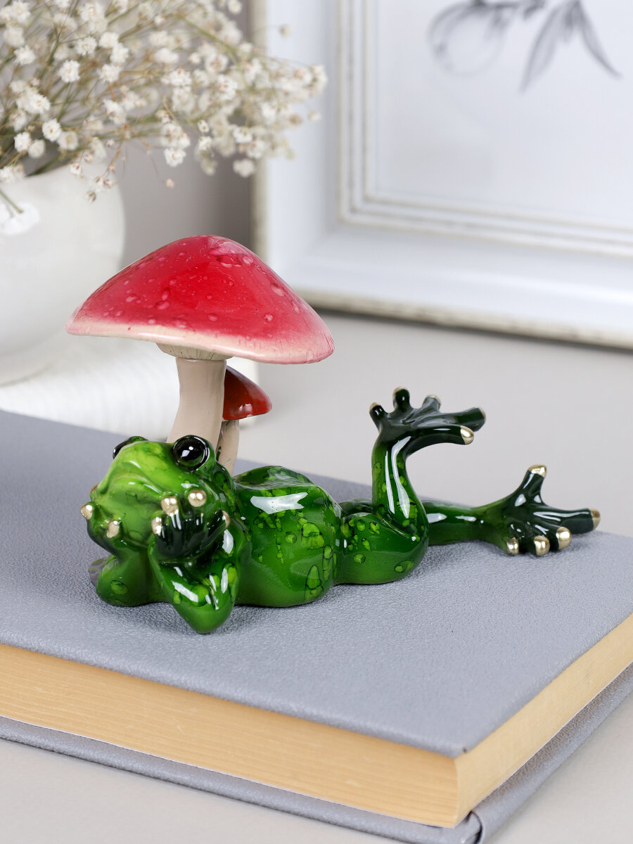Декоративная статуэтка «Лягушка мечтательница», 14х7х8 см, полистоун