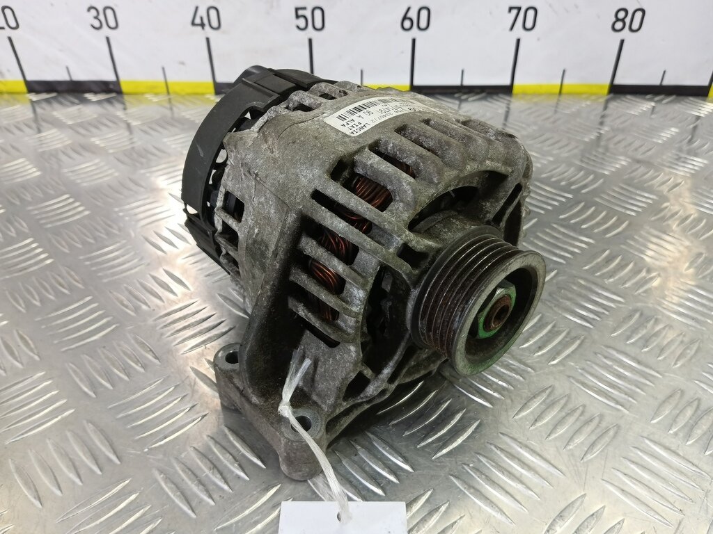 Генератор Б/У для Fiat Doblo I рестайлинг (2005—2015) 51714794