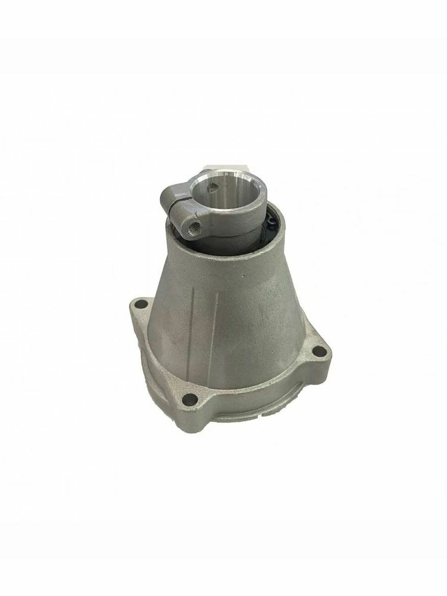 Корпус сцепления для триммера в сборе с чашкой под штангу 33-52 см 26 *9 зубов, в коробке