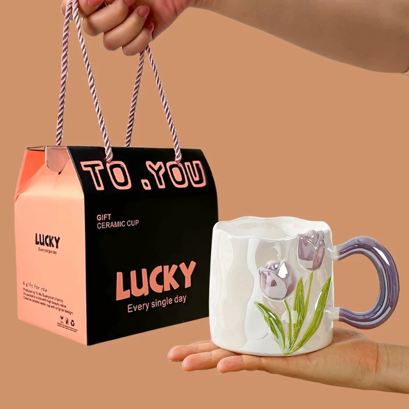 Подарочная коробка Lucky с жемчужно-фиолетовой керамической чашкой - цветочный дизайн подарок подругам на день рождения