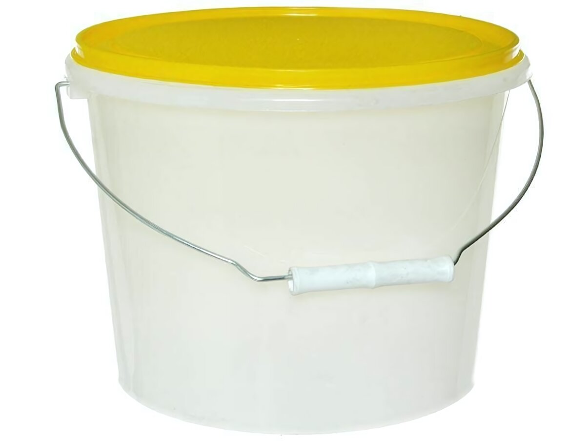 Контейнер пластиковый 15л с крышкой, пищевой, крышка желтая, ручка металл/пластик